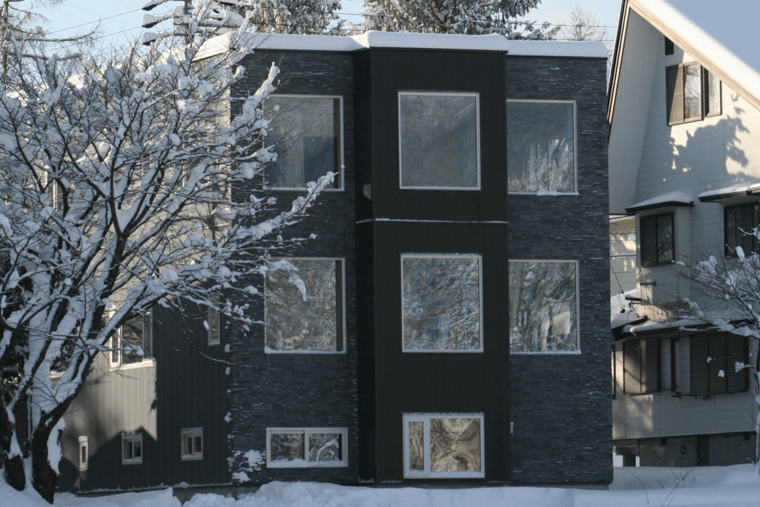 Echoland Apartments | SamuraiSnow